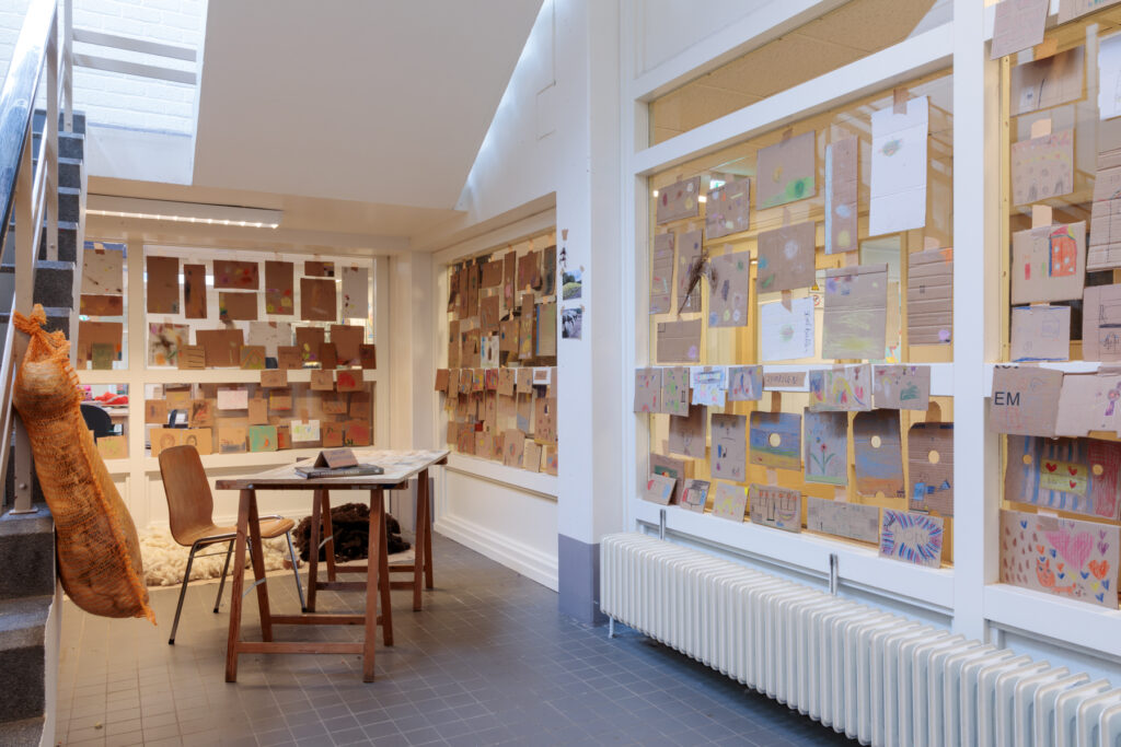 Gift in motion : Chabot Museum Rotterdam